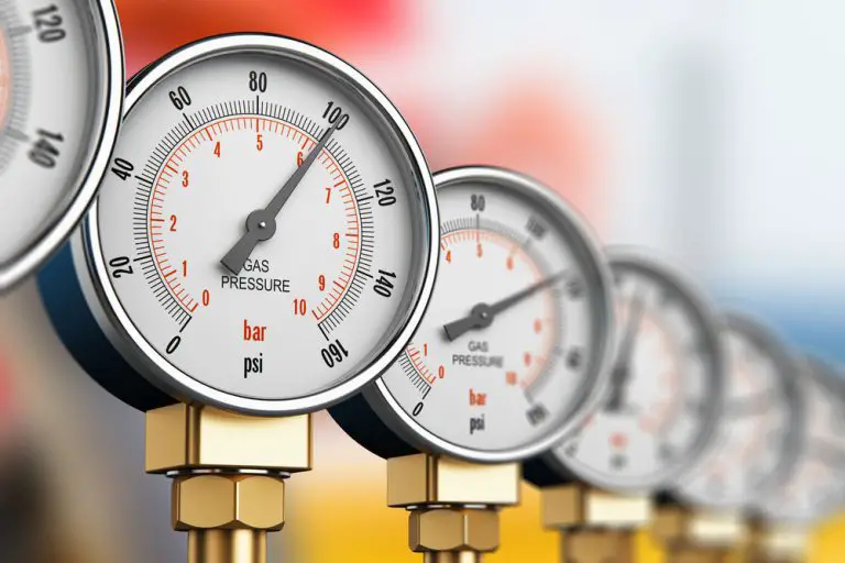 High Oil Pressure: Main Causes & Treatment [2025 UPDATED]